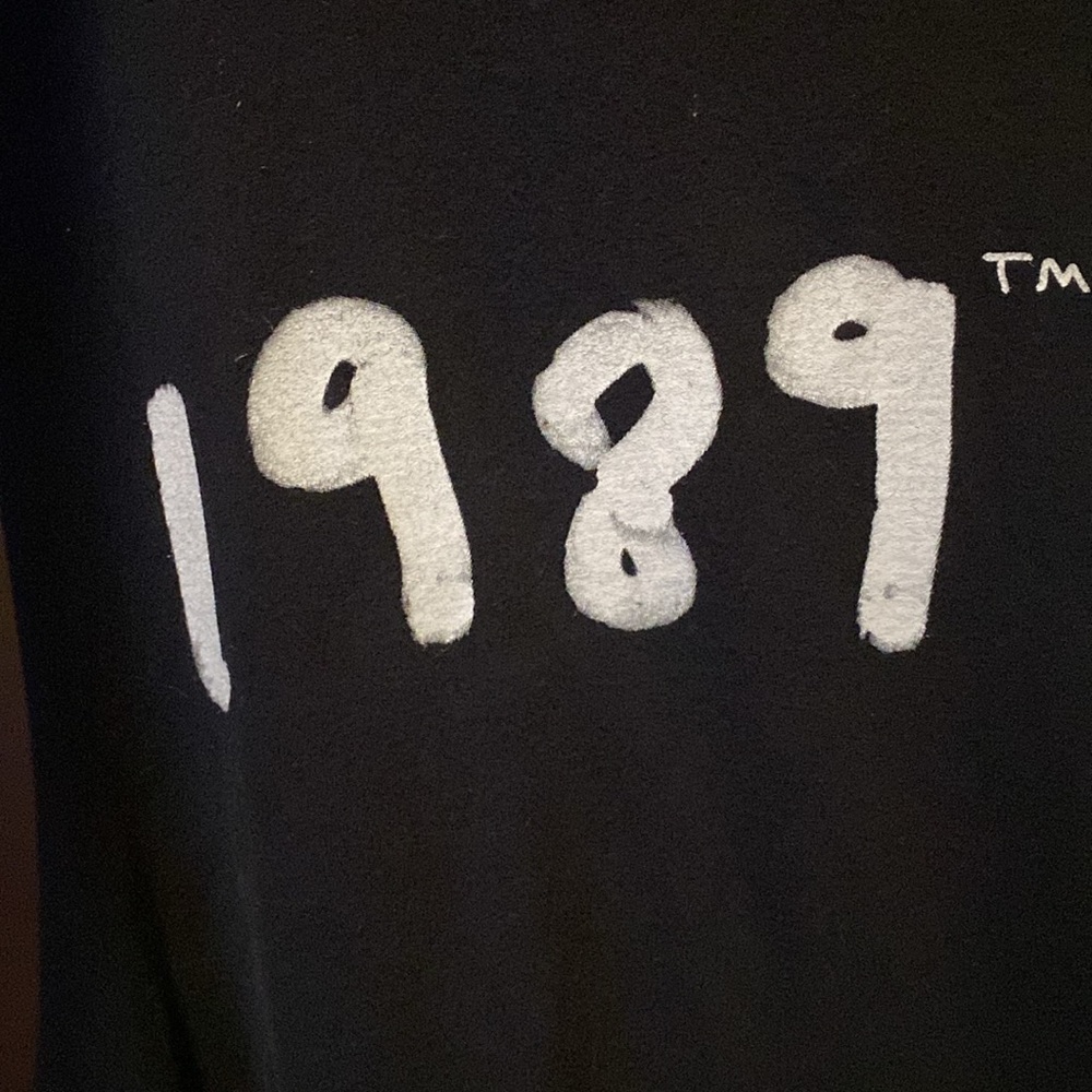 Taylor Swift Official Merchandise. 1989 Merchandise. - Gem